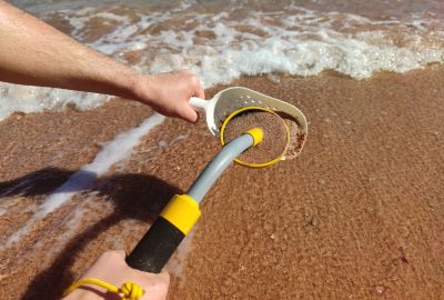 Smallest Metal Detectors! (6 High Performing Models)